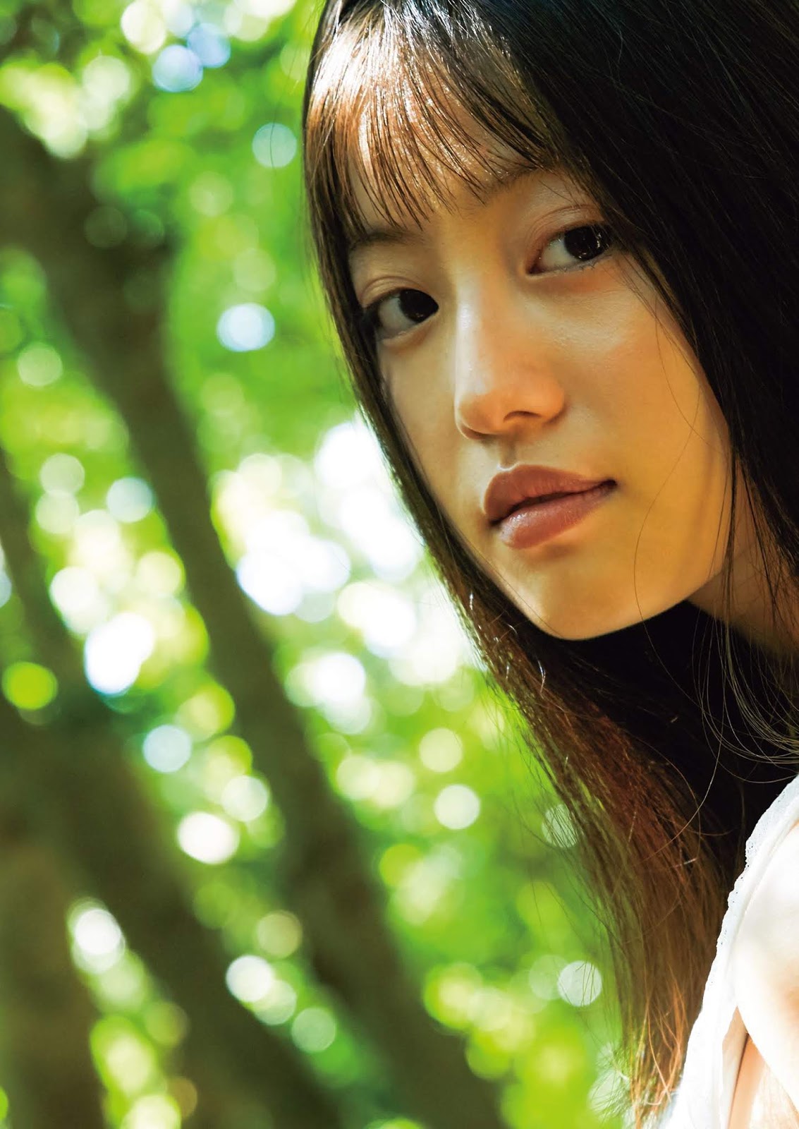 Nao Kanzaki and a few friends: Mio Imada: First photobook "Life Power ...