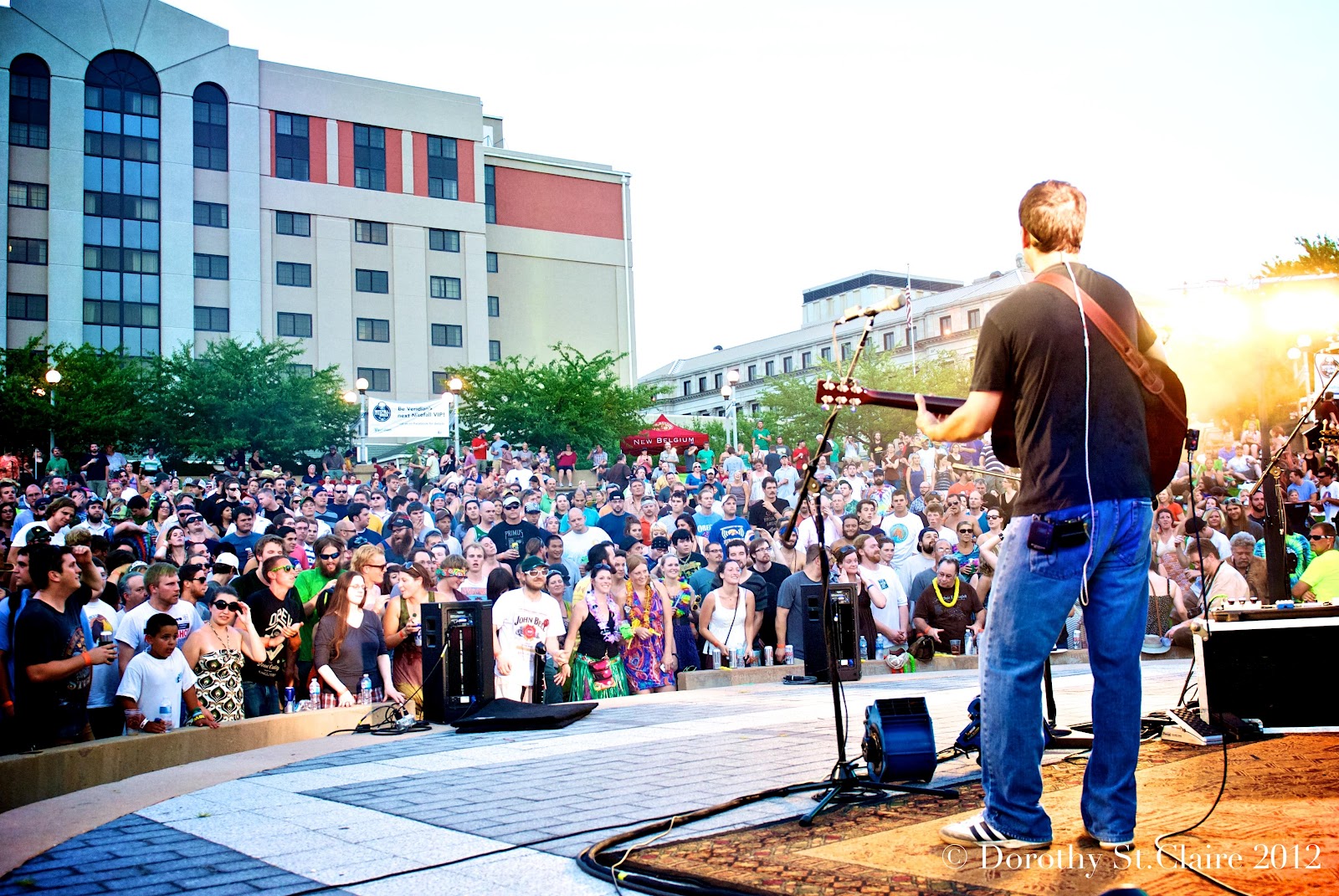 Looking Back Over My Shoulder - Kinfolk Blog: Simon Estes Amphitheater ...