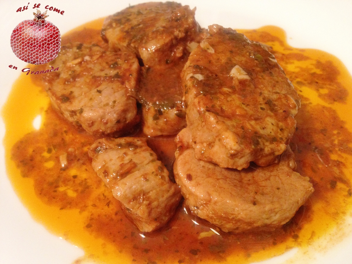 Así se come en Granada.: Carne al ajillo