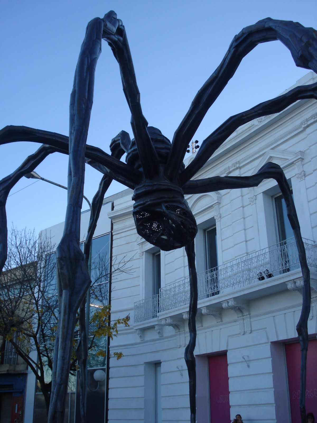Louise Bourgeois y sus rojos