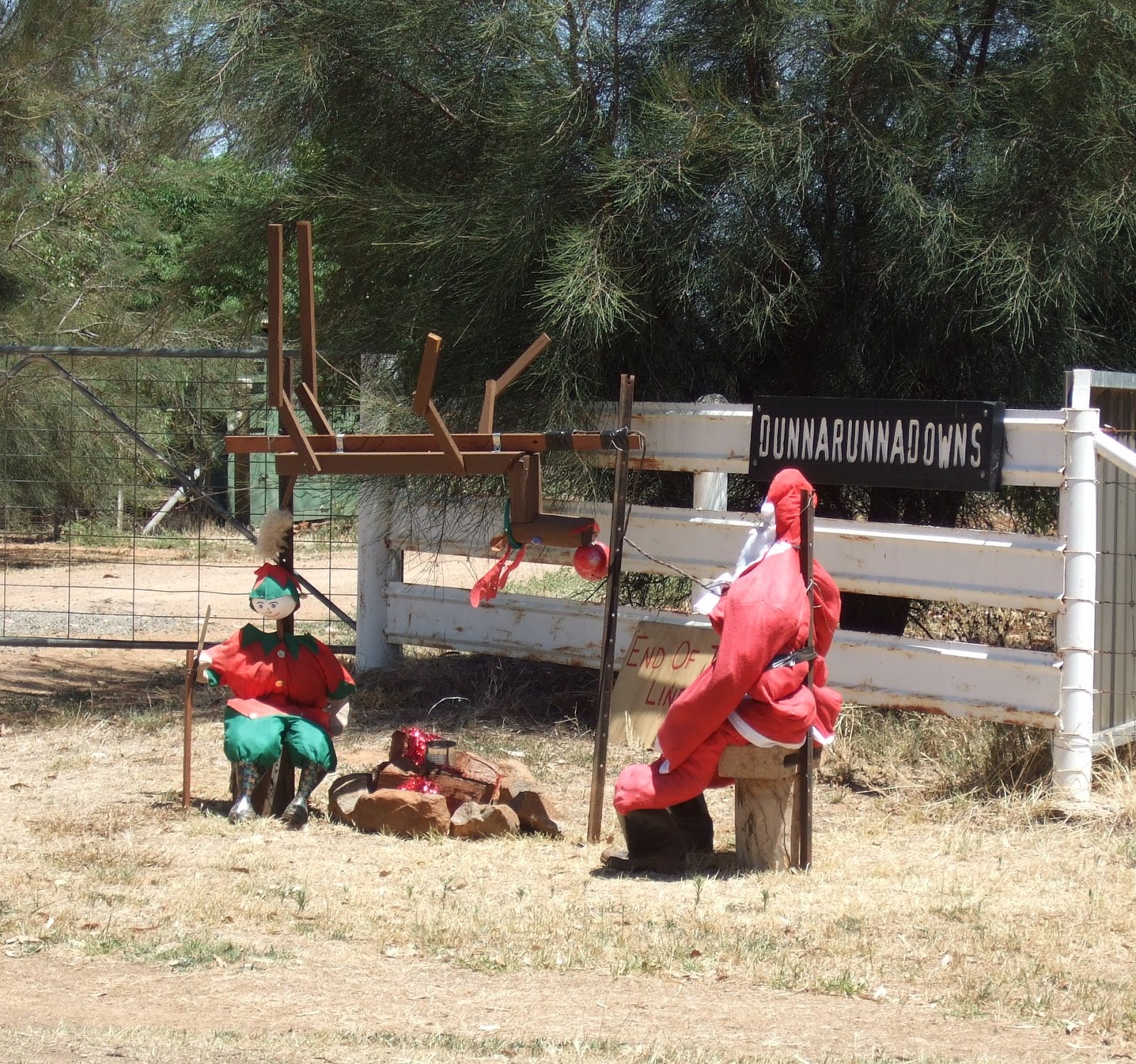 K T 's Farm Life: Christmas in the Aussie Bush!