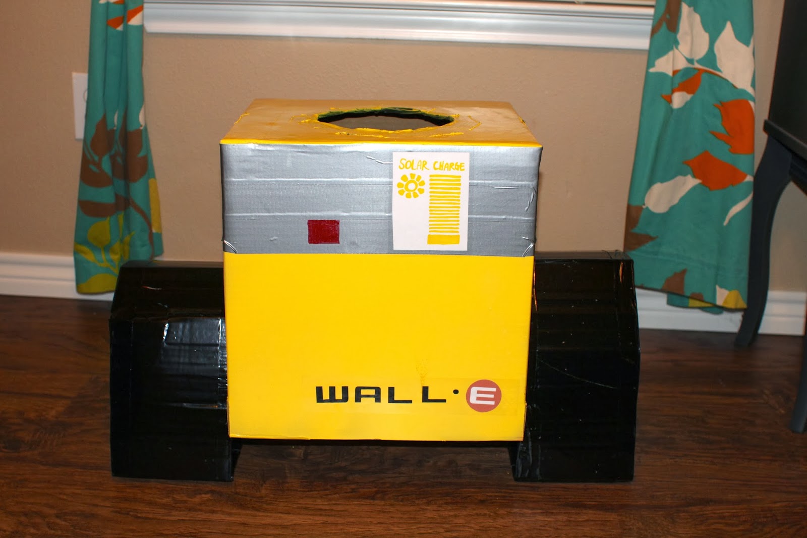 My Emiline. Living. Kids. Crafts.: Our Family's WALL-E Themed Halloween ...