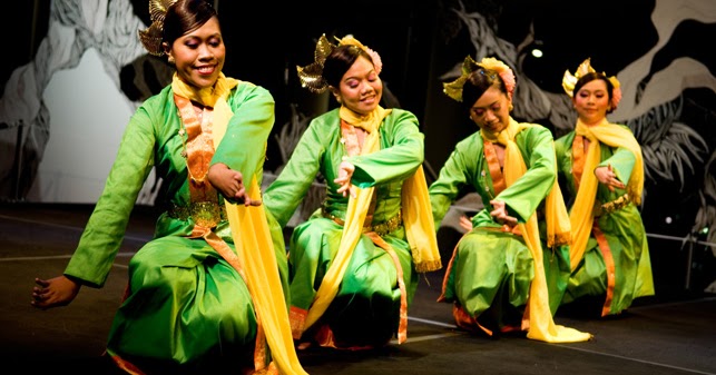 Tahun 6 Bahasa Malaysia :Seni Tradisi Kebanggaan Kita: Tarian Canggung