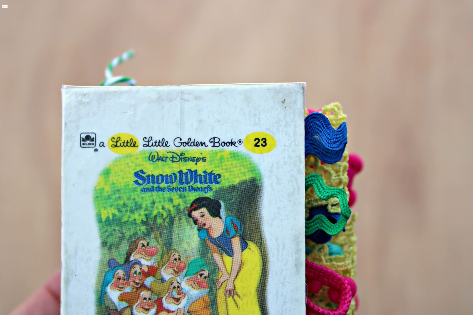 Vintage Snow White Mini Junk Journal | Caravan Sonnet