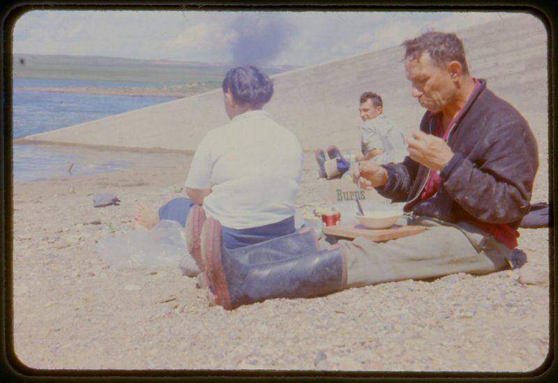 Beautiful Life of Canada in the Late 1950s Through Amazing Kodachrome ...