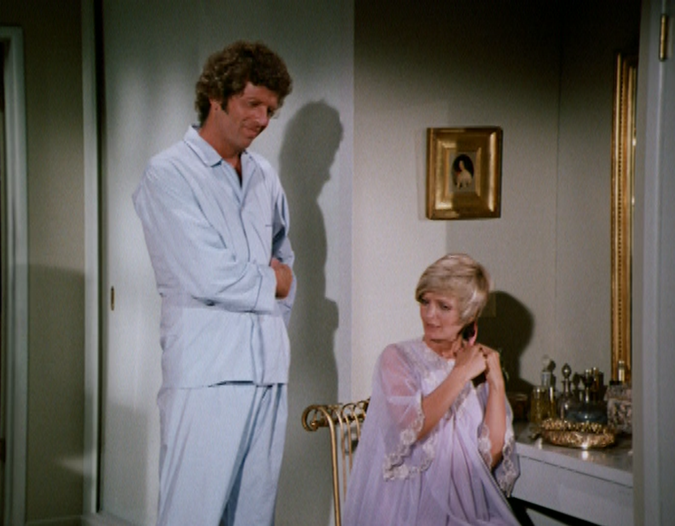 The Brady Bunch Blog: Carol Brady's Vanity Dressing Table