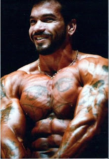 world bodybuilders pictures: french bodybuilder Christian Cauchon