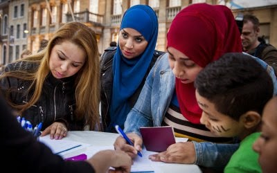 THE VIEW FROM FEZ: Netherlands: the government will reinstate benefits ...