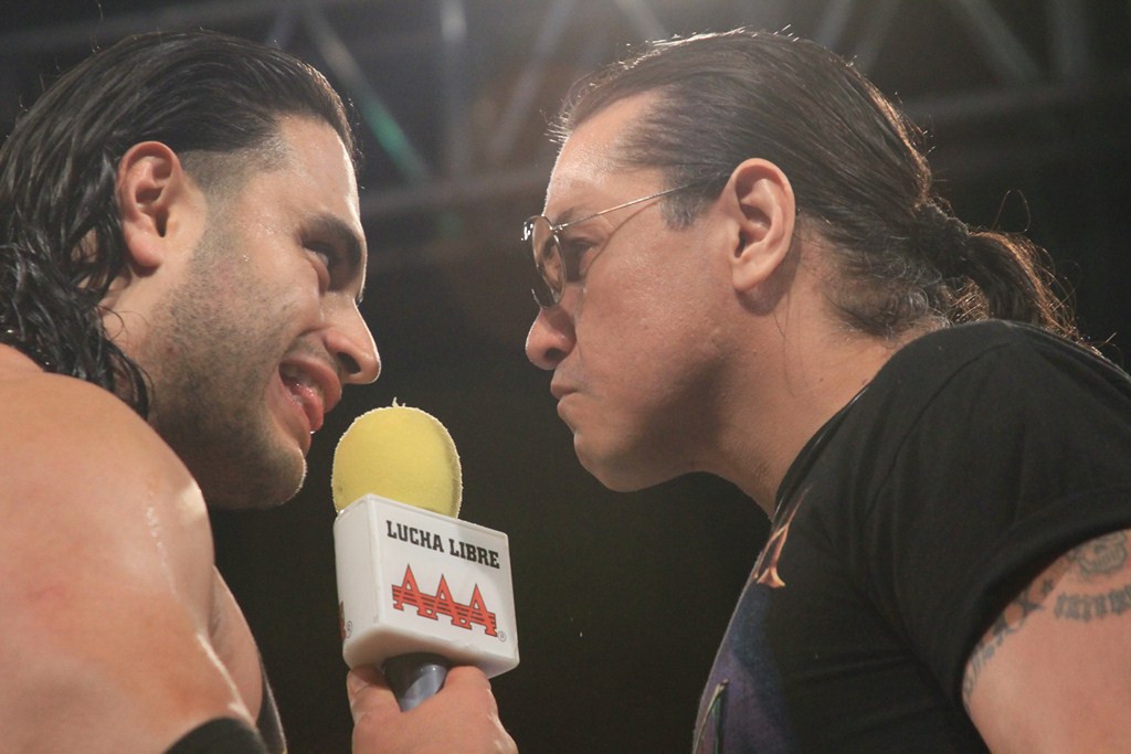 RdR: HEAVY METAL HUMILLA AL TEXANO JR