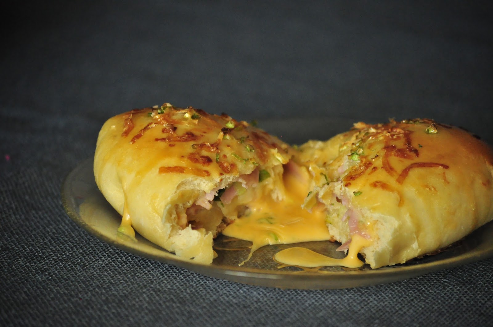 Savory Life: Ham and Cheese Bun