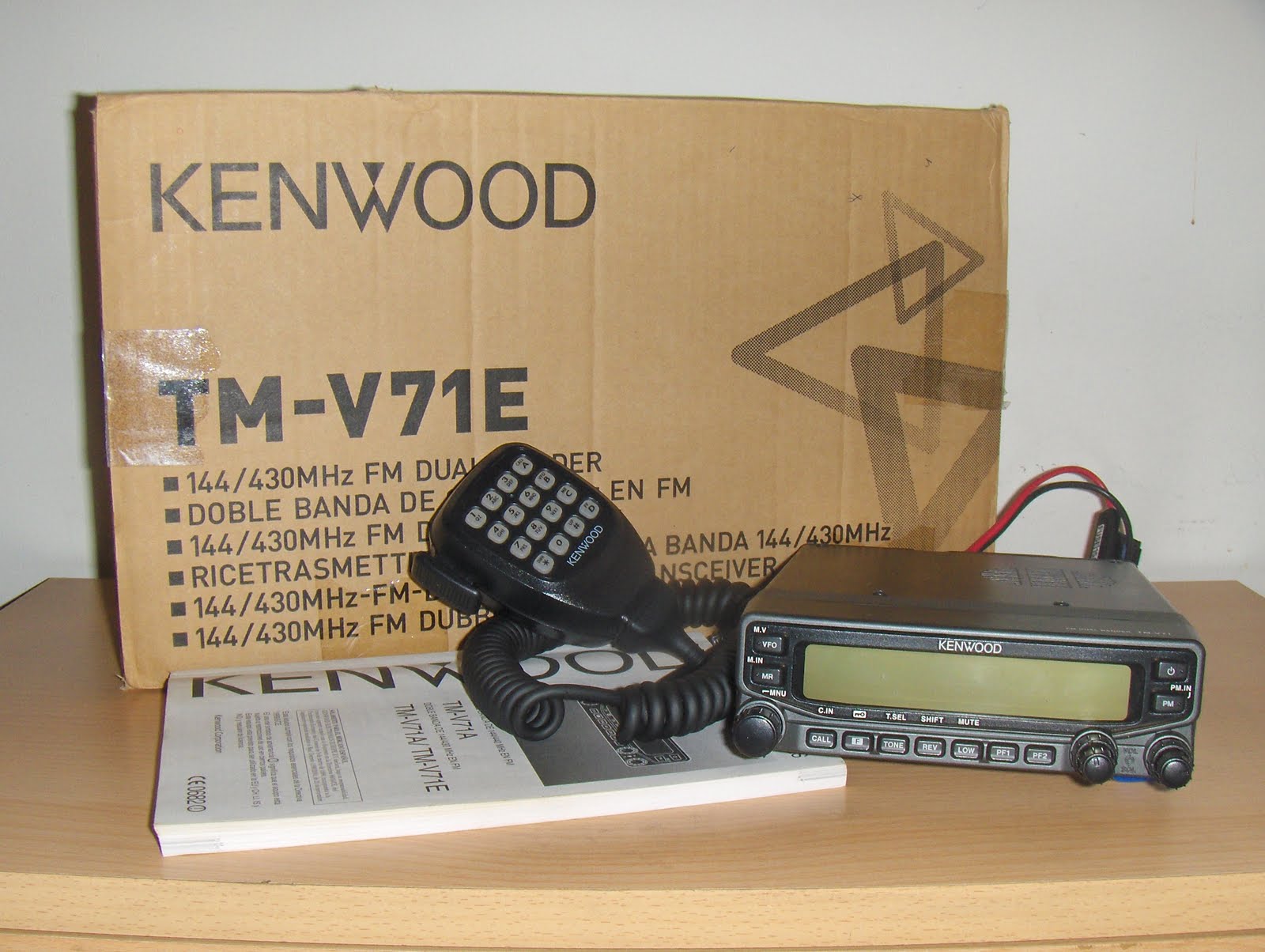 RadioAmador CT2KAK: Vendo Kenwood TM-V71E