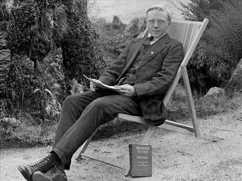 Biblioteca antigua de los Testigos de Jehova: Fotografias de la Era ...