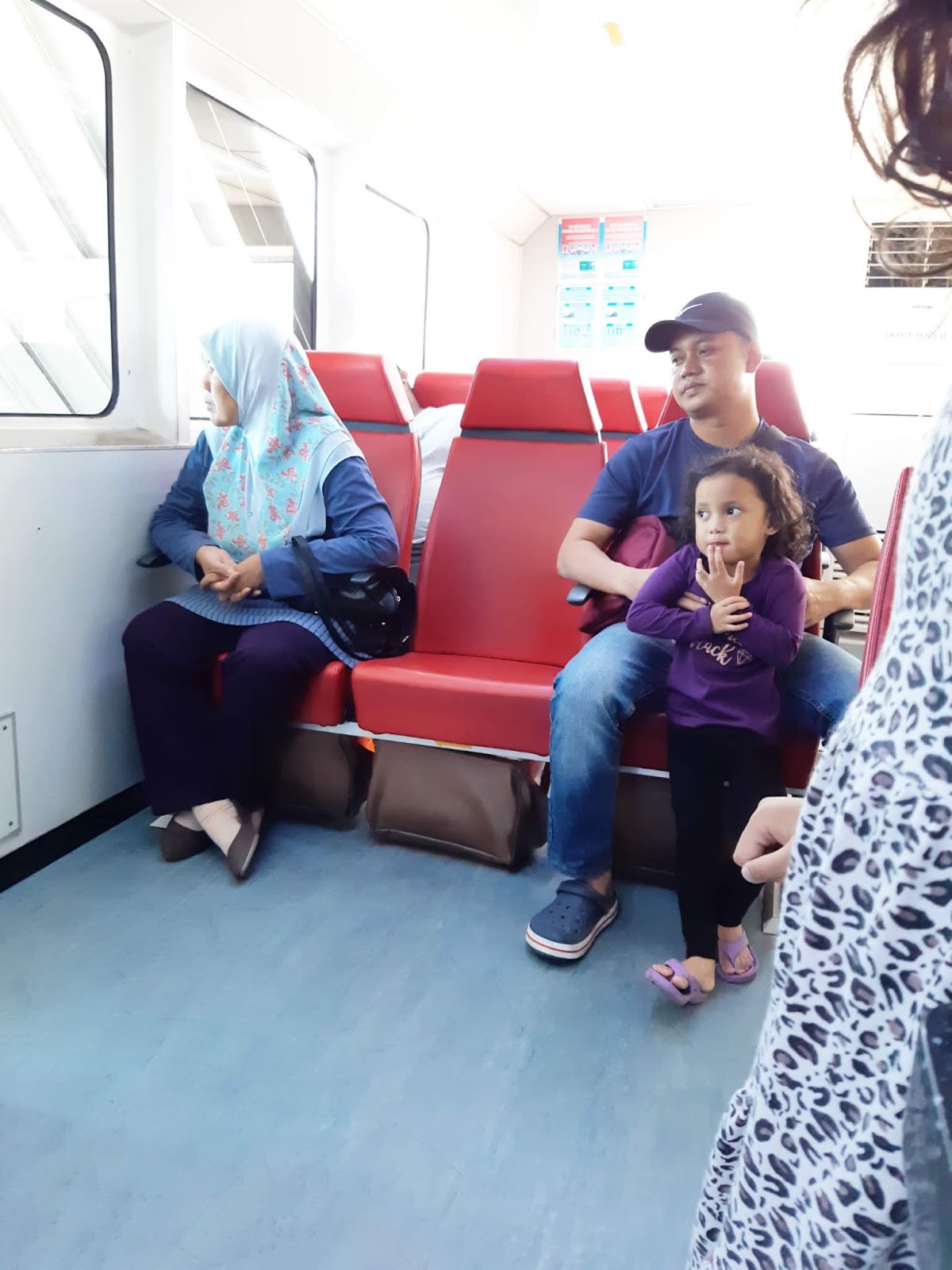 Tips Jimat Bercuti ke Pulau Langkawi : Naik Roro - Langkawi Auto Express