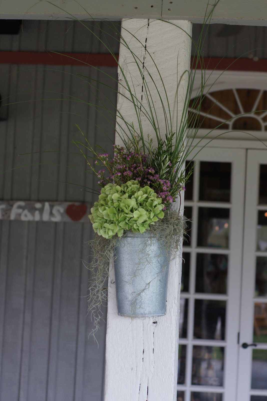 Knestrick by Design: Rustic, Vintage, and Moss
