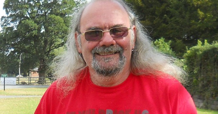 Scraps And Scribblings: About Richard