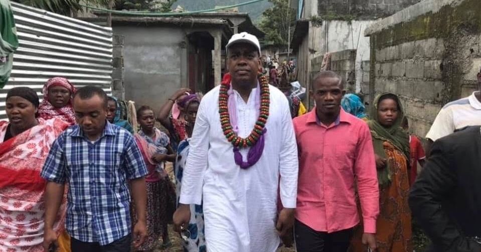 Comores : Pays à revenus intermédiaires avec un extrême état de ...