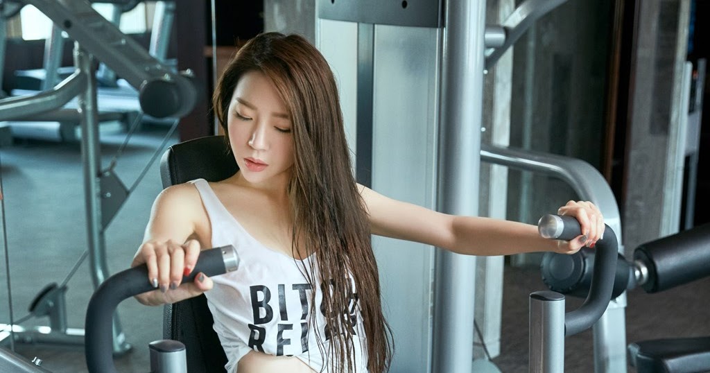 Meng Xin Yue (梦心玥)