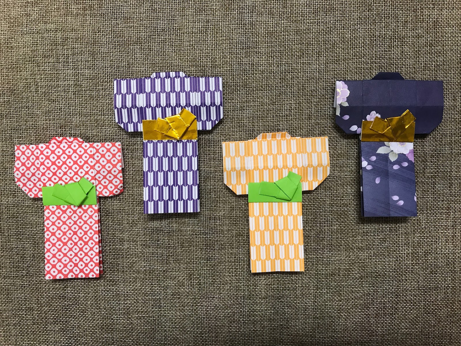 Tutorial #22: Origami Japanese Kimono | The Idea King