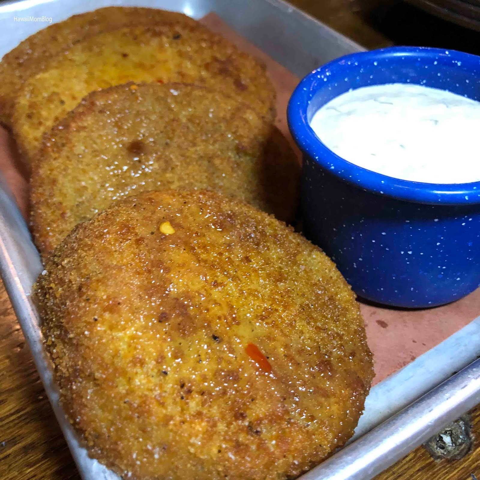 Hawaii Mom Blog: Visit Boston: Sweet Cheeks Q