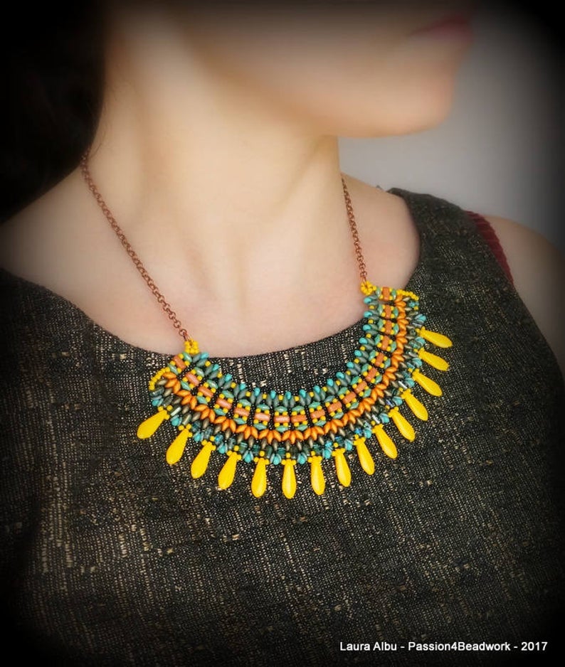 Passion4Beadwork's Lovely Tutorials Uses Many Different Beads / The ...