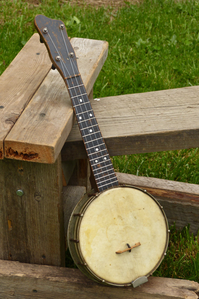 1930s U-King Type Banjo Ukulele