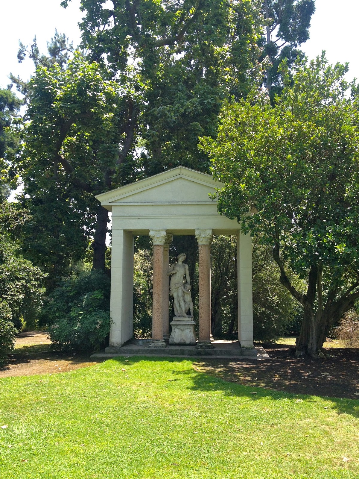 GOLDEN DREAMLAND: Day Trip: The Huntington Library