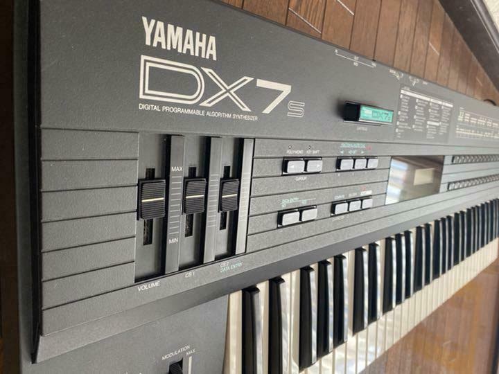 MATRIXSYNTH: Yamaha DX7s Digital Programmable Algorithm Synthesizer w ...