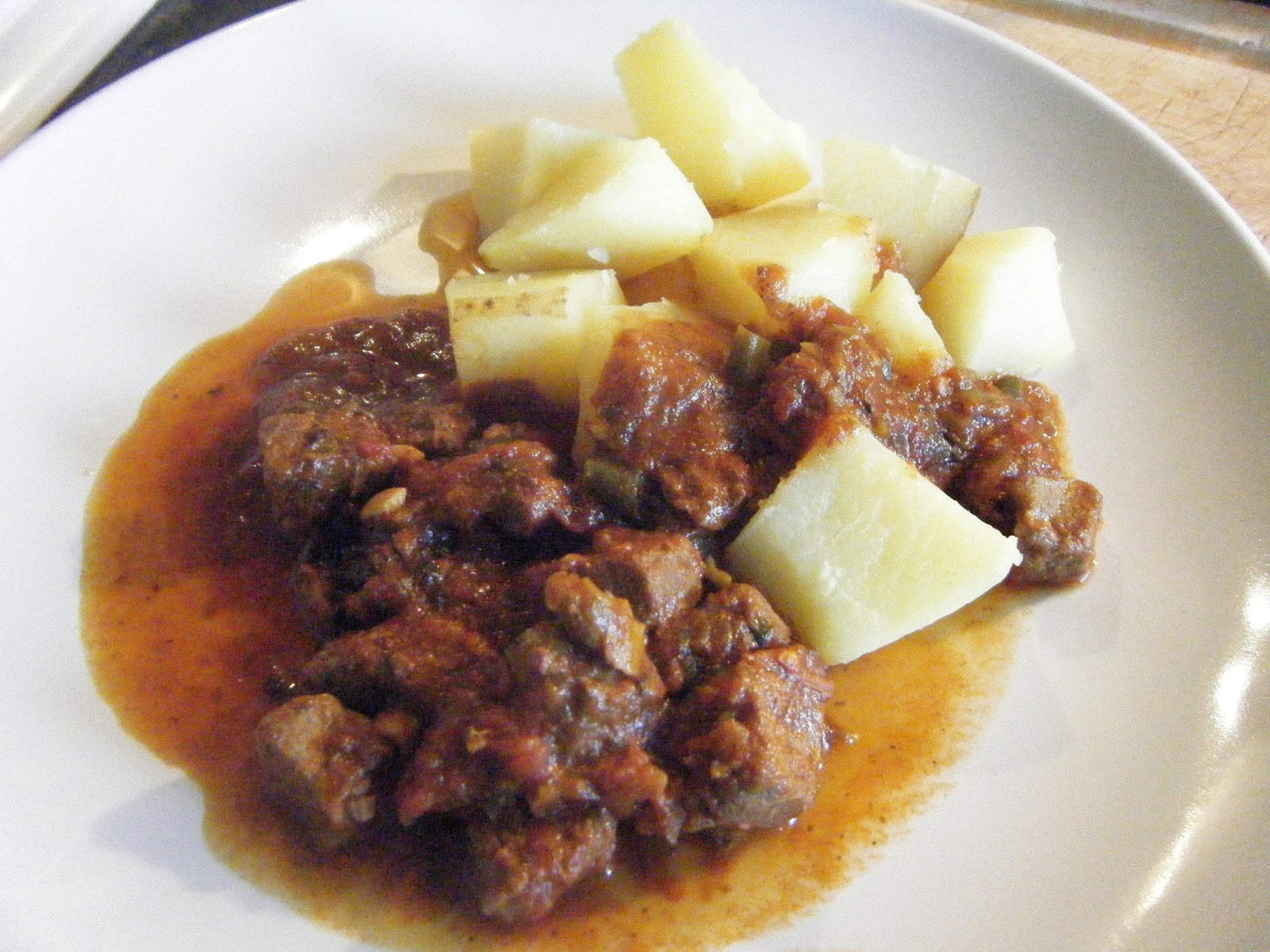 Thomas Yaeger's Transcendental Kitchen: Cubed Beef Chilli Stew