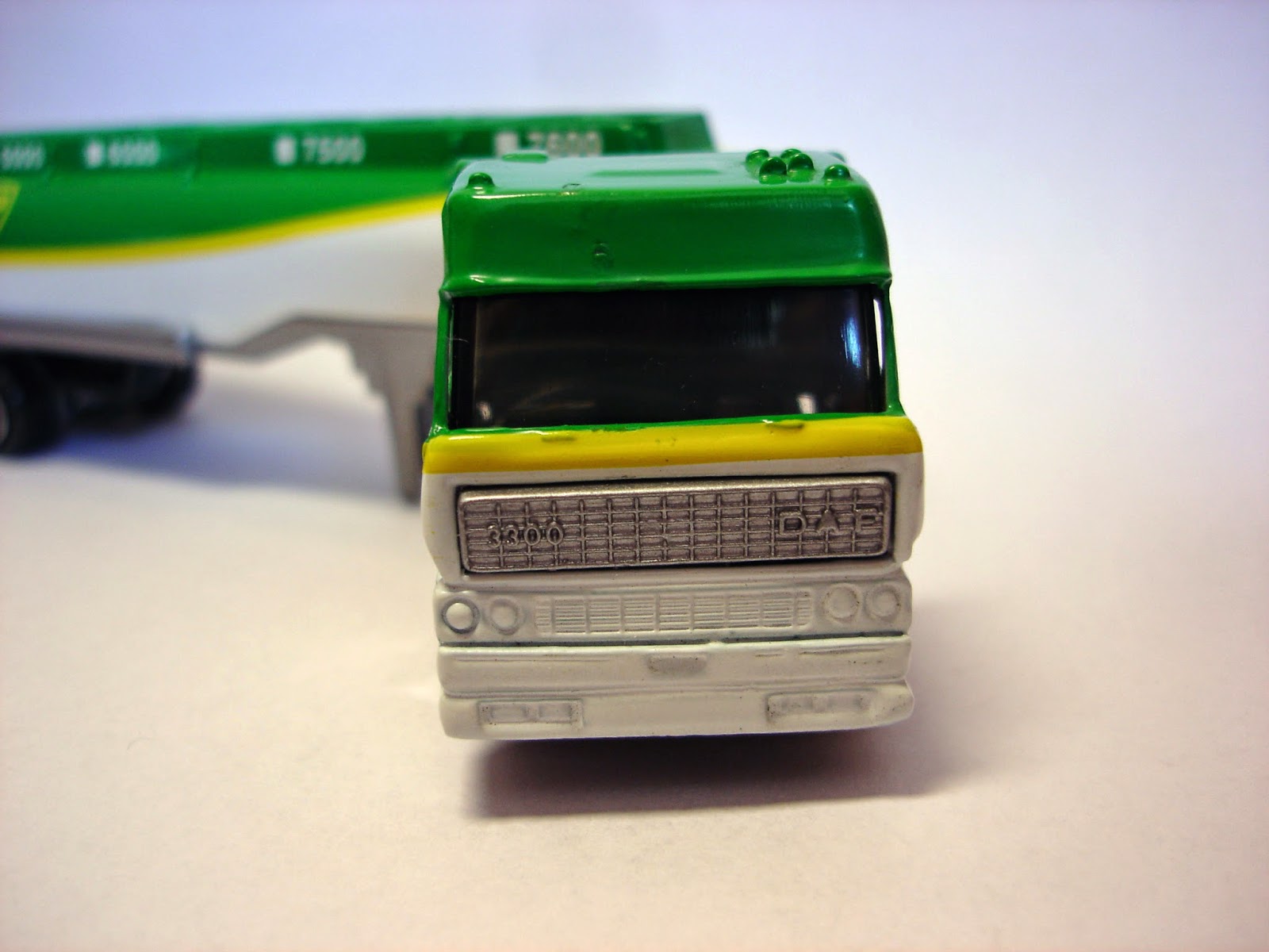 Matchbox Memories: Matchbox Convoy CY-07 DAF BP Tanker
