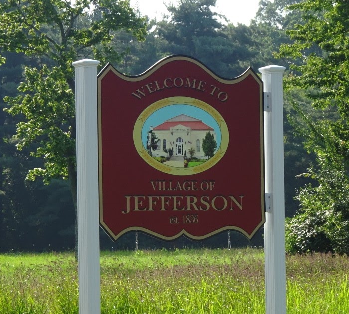 Walkabout With Wheels Blog: Strolling Around Downtown Jefferson, Ohio