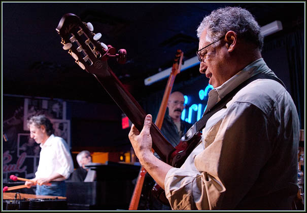 Electric Eyes Photography: Dec 15, 2011