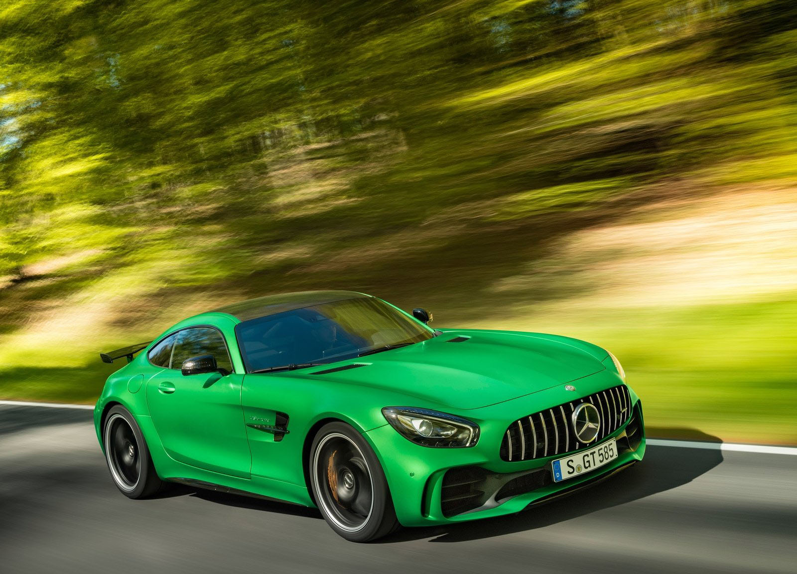 Mercedes UK Prices New AMG GT Roadster & GT R - Types cars