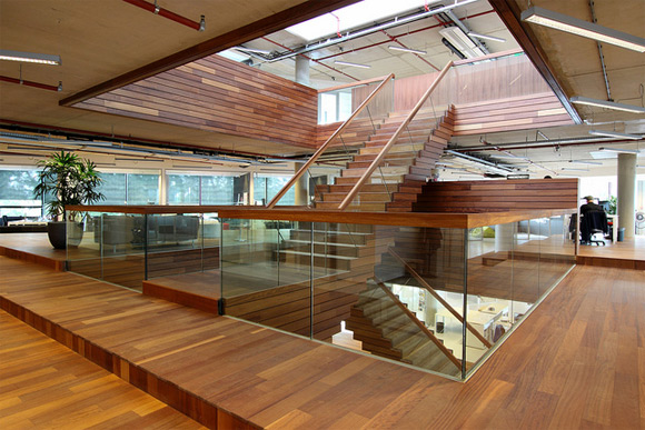 5 Best Wooden Office Interior Designs