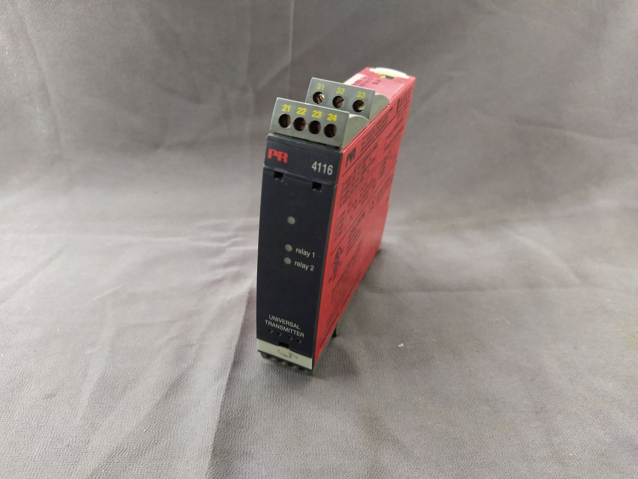 PR 4116 UNIVERSAL TRANSMITTER 24-250V DC/24-230V AC