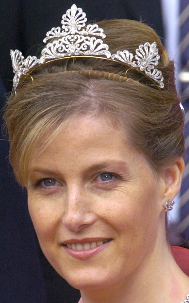 Tiara Mania: Countess of Wessex's Anthemion Tiara