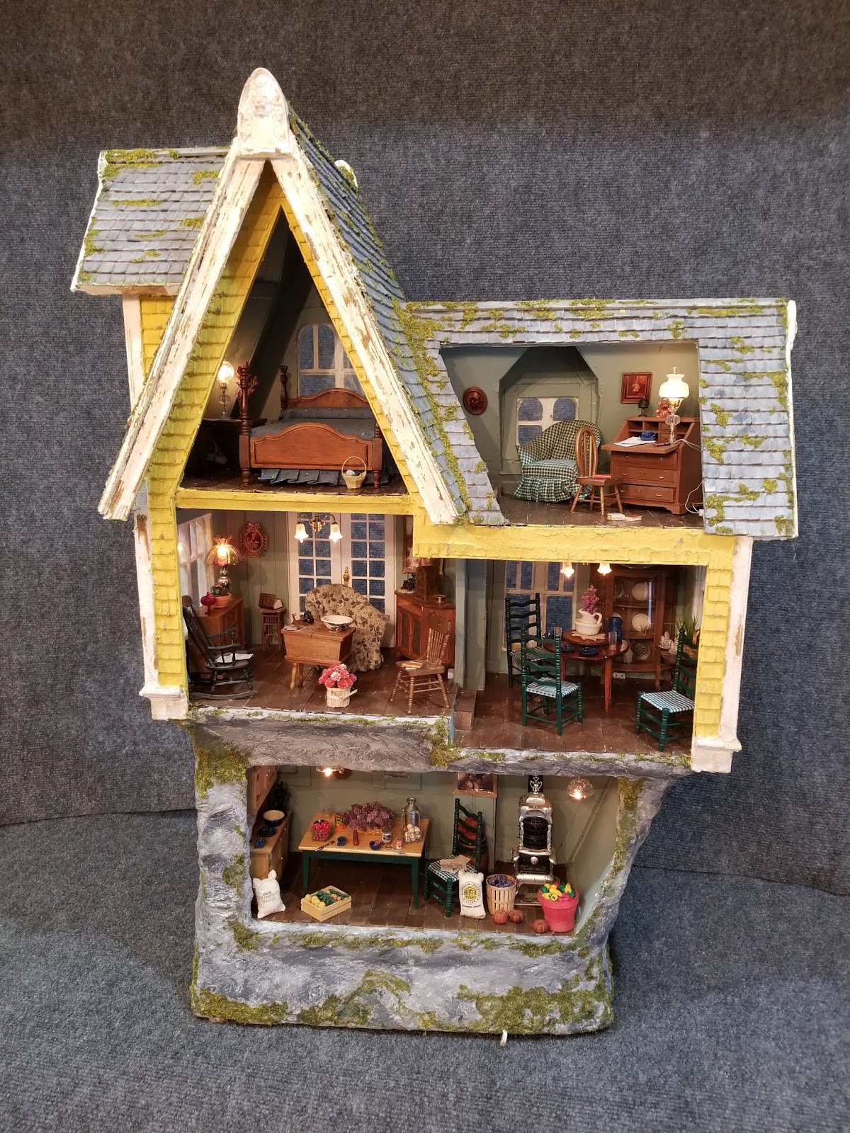 Greggs Miniature Imaginations- (Ever After Cottages): Fantasy Mountain ...