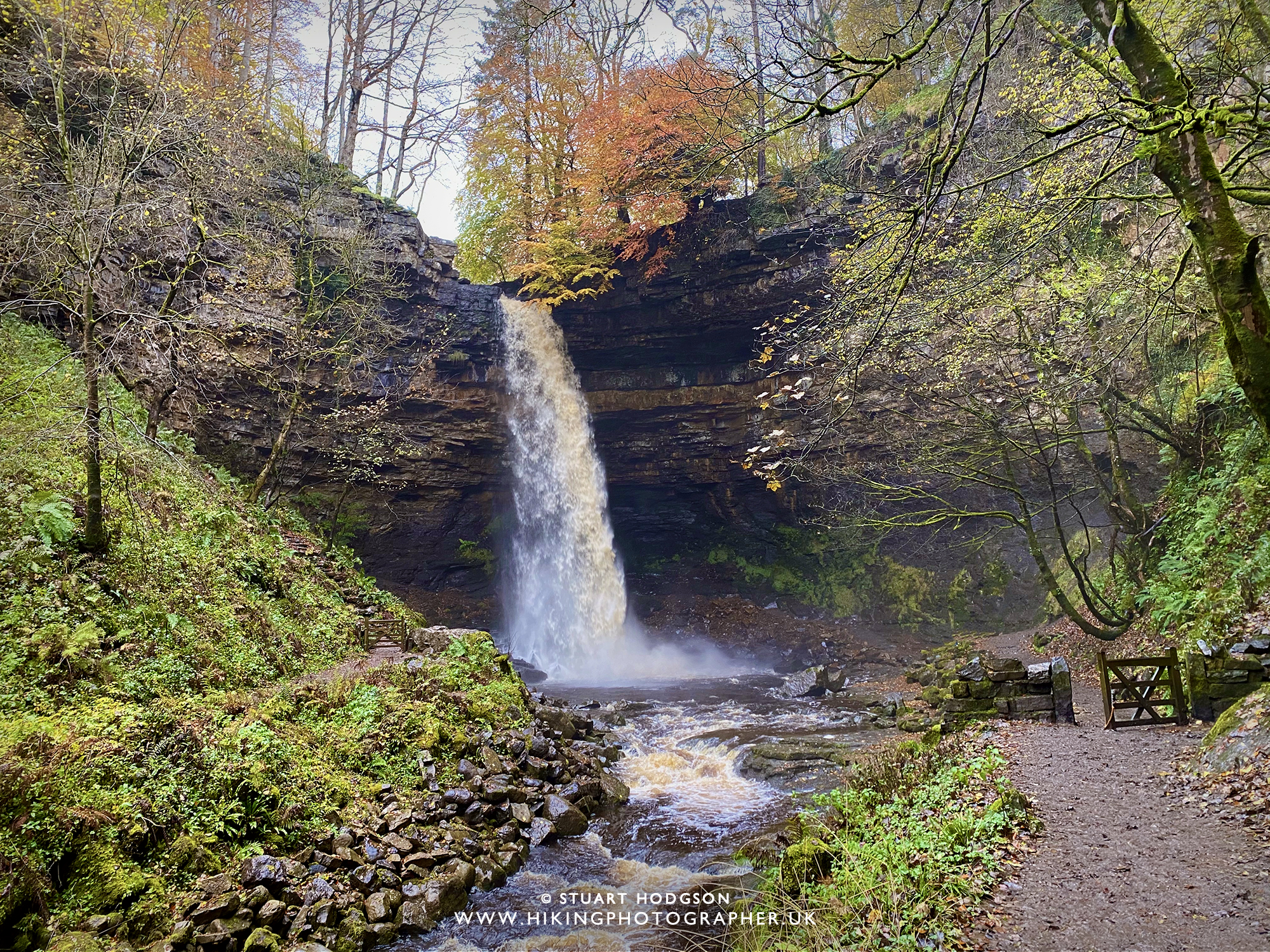 Hardraw Force Waterfall Walk England s Highest Waterfall In The hardraw-force-waterfall-walk-england-s-highest-waterfall-in-the