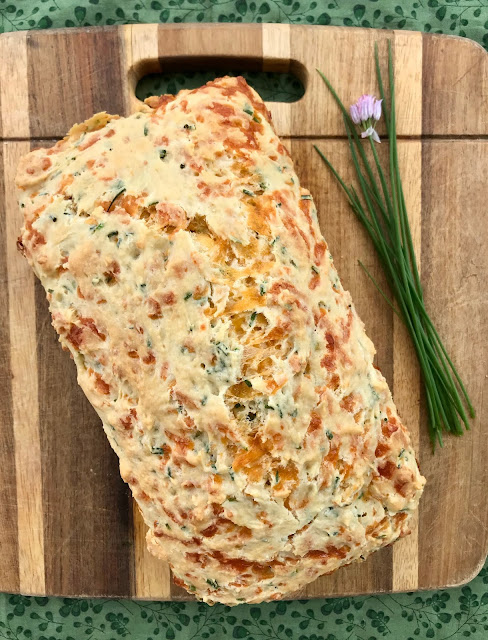 Savory Moments: Sharp cheddar & chive quick bread