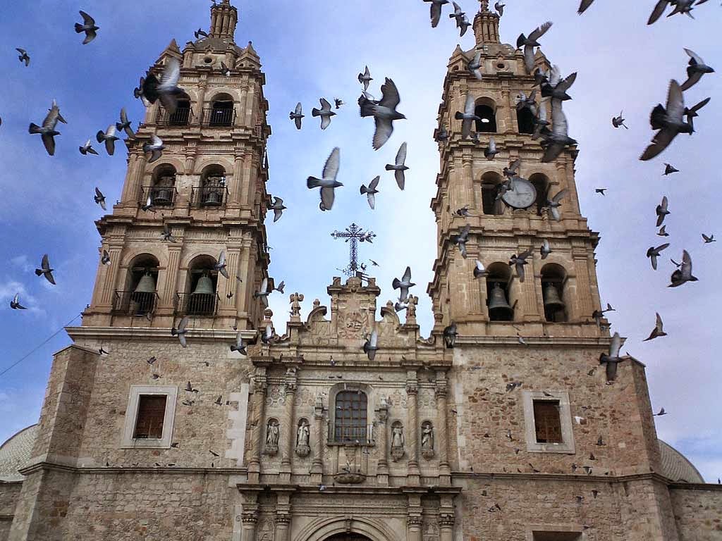 Turismo en Durango: Video y Fotos de 450 años de Historia de la ...
