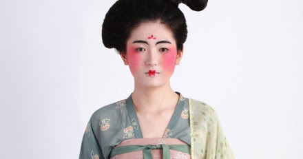 Traditional Chinese Clothing: Ruqun