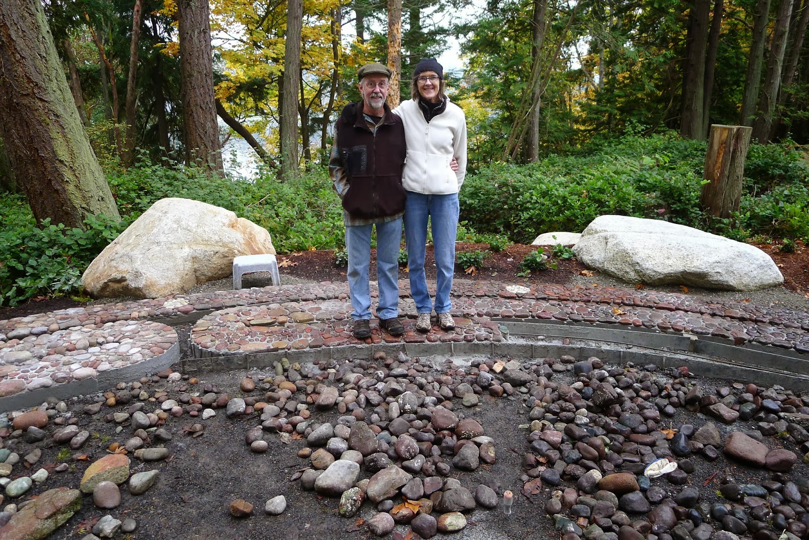 Jeffrey Bale's World of Gardens: The Halls Hill Labyrinth: Pluto and ...