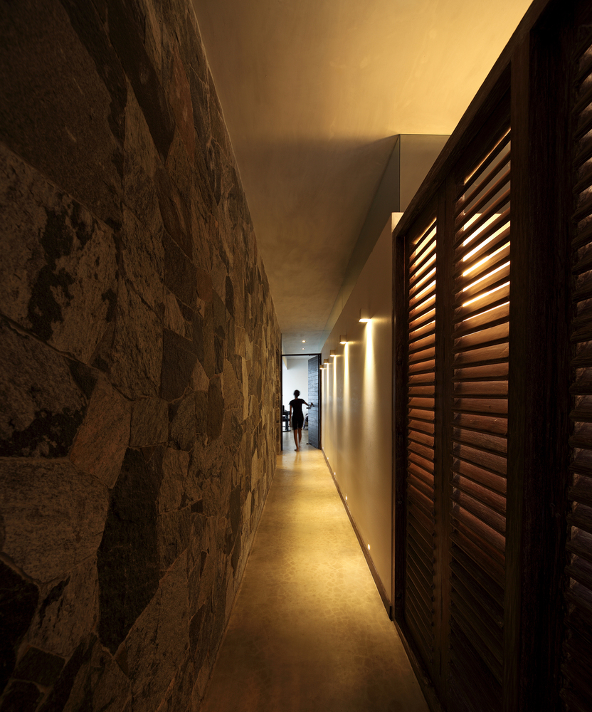 "URBAN ENVELOPE" - SAMUEL HOUSE by MMGS ARCHITECTS