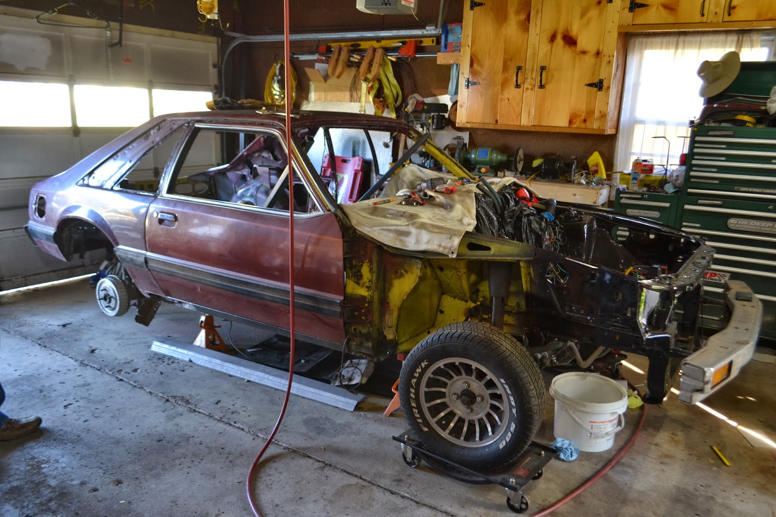 Fox Body Mustang Restoration: Mustang Roof and Rear Quarters sectioning