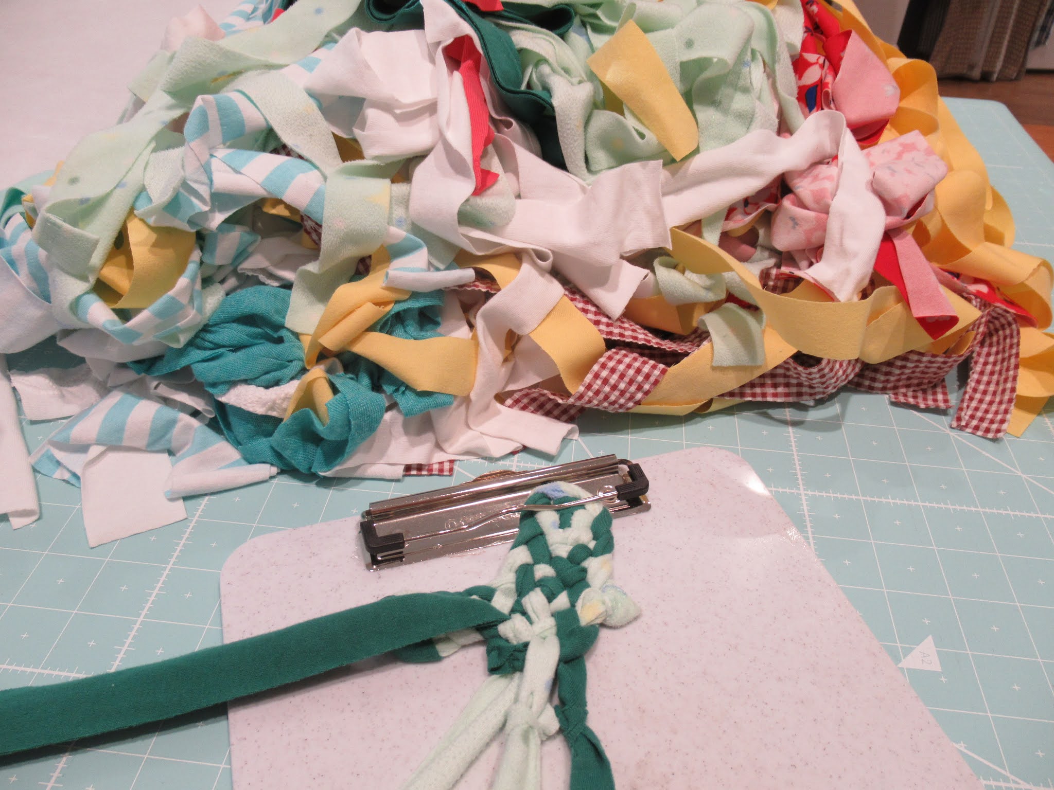 Flourishing Palms: Spiral Braided Rag Rug