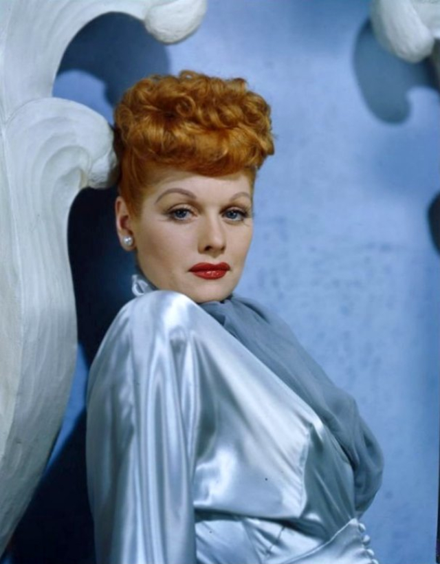 20 Vintage Portraits of Beautiful Lucille Ball With Red Hair ~ Vintage ...