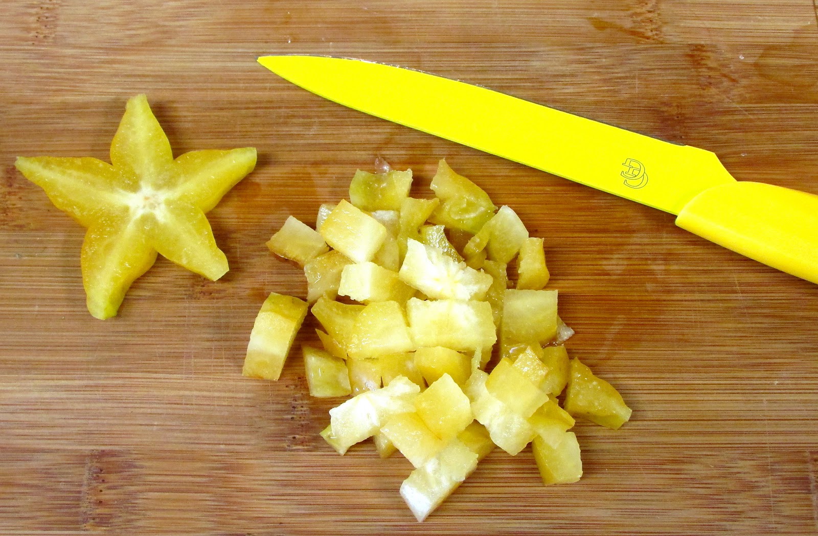 The Mellow Mallow: ~~~~Starfruit Cocktail~~~~
