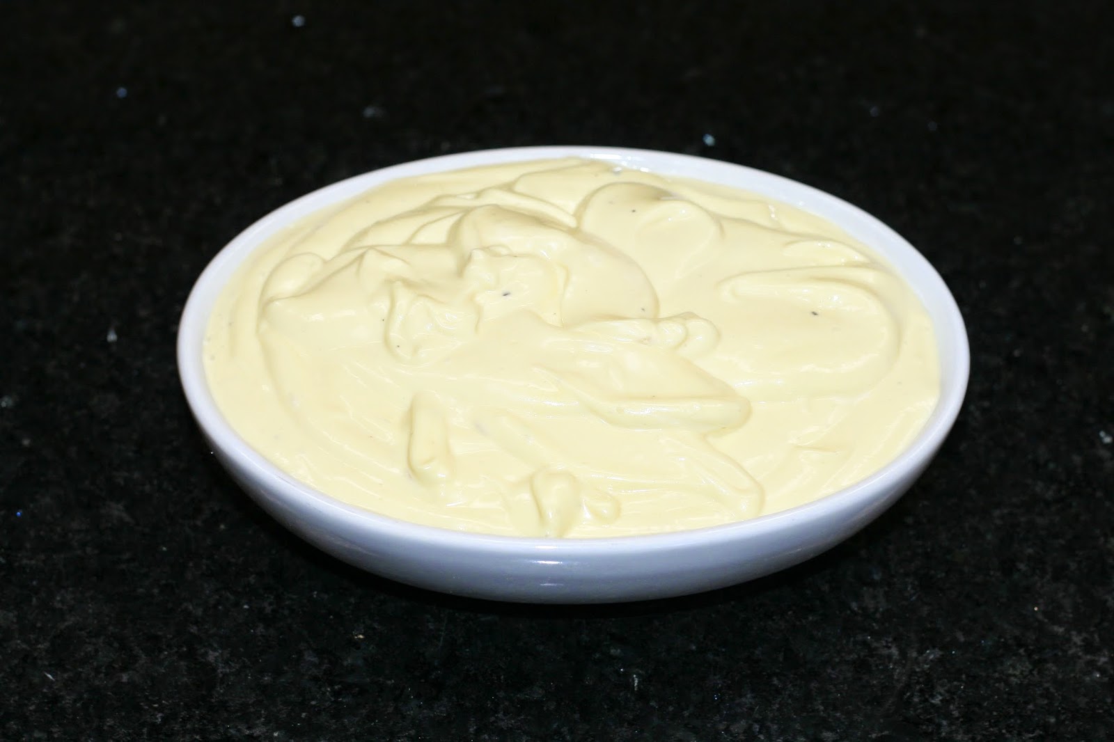 Emilio Deik: Mayonesa Pasteurizada