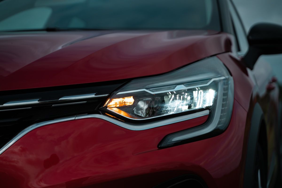 Code couleur Renault : trouver la référence peinture de sa voiture