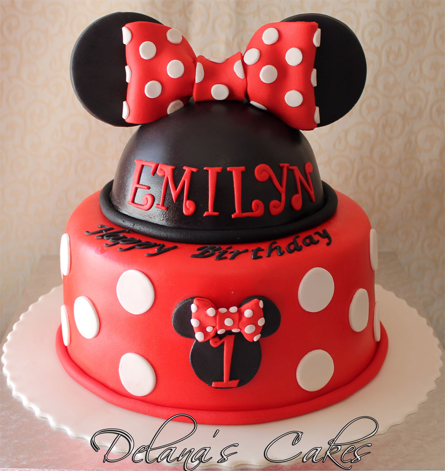 Delana's Cakes: Minnie Mouse ears cake