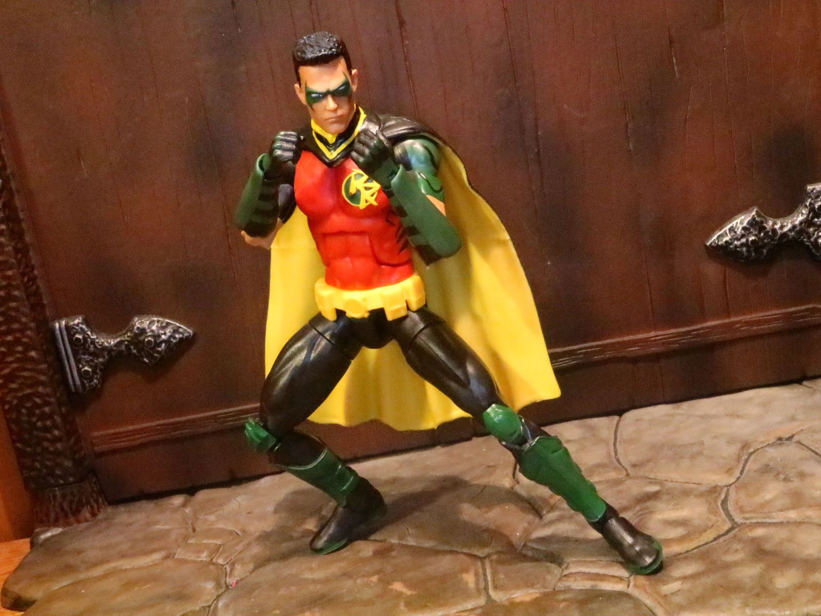Action Figure Barbecue: Action Figure Review: Red Robin from DC Comics ...